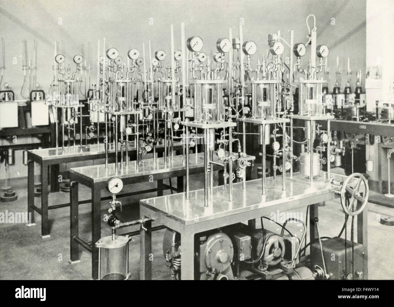 Laboratory with various gauges and meters hi-res stock photography and ...