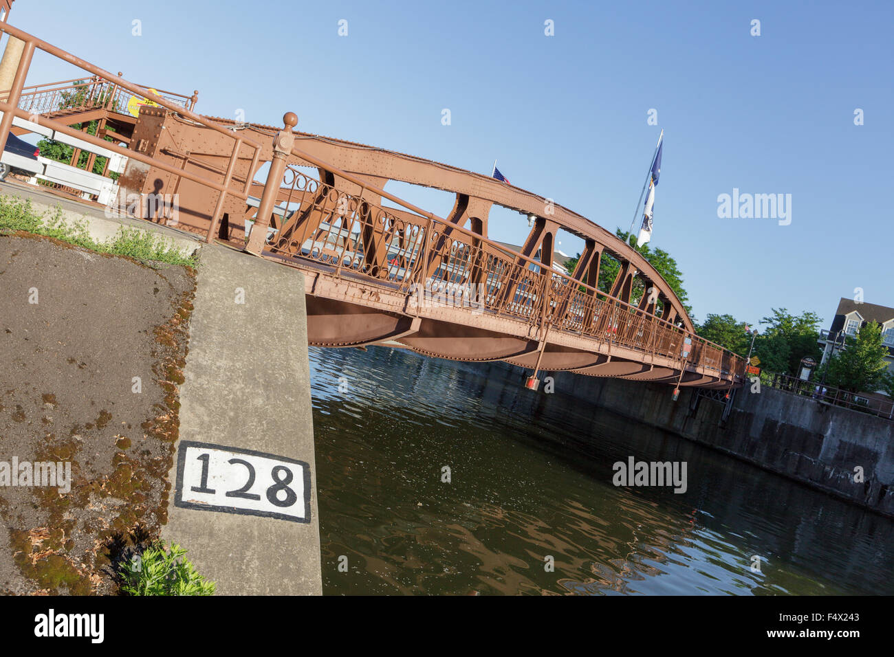 Fairport engineering hi-res stock photography and images - Alamy