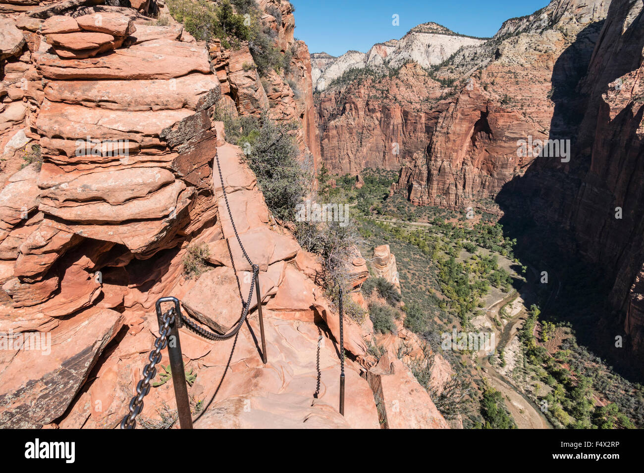 National day hand chain hi-res stock photography and images - Alamy