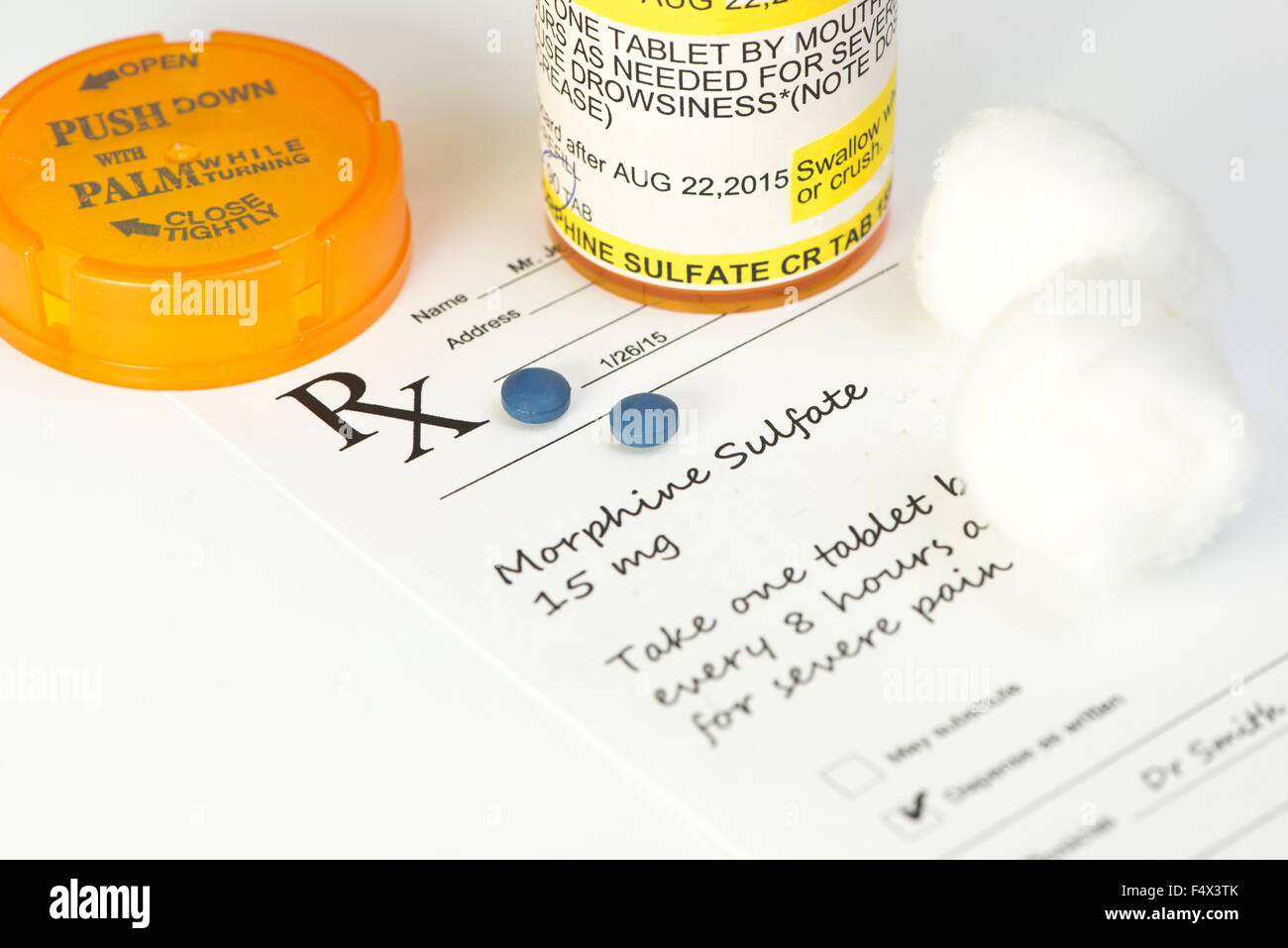 Morphine hi-res stock photography and images - Alamy