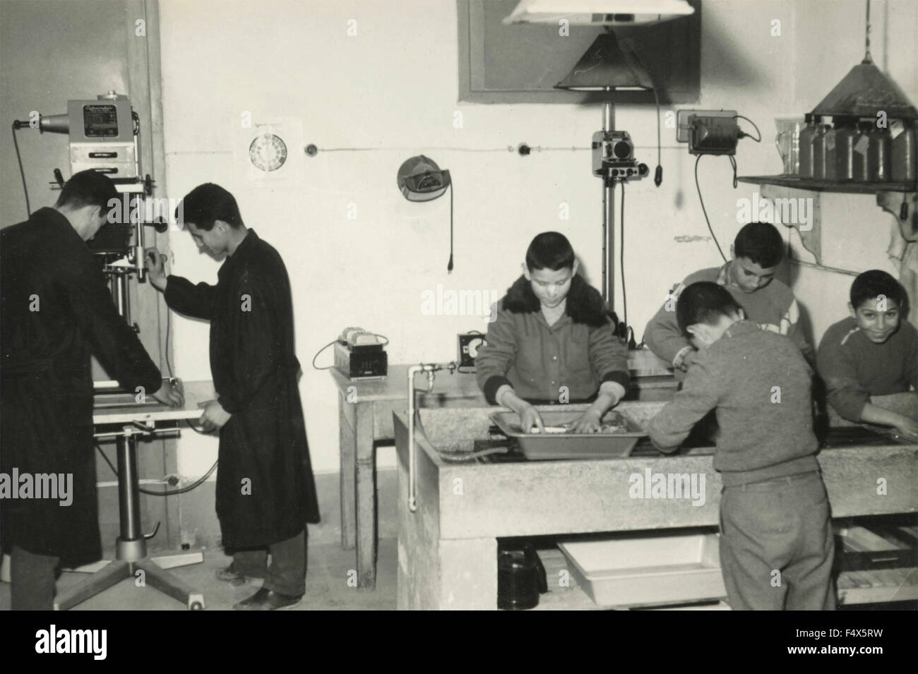 Photographic laboratory hi-res stock photography and images - Alamy