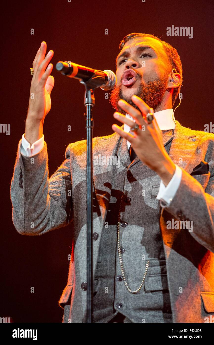 Jidenna hi-res stock photography and images - Alamy