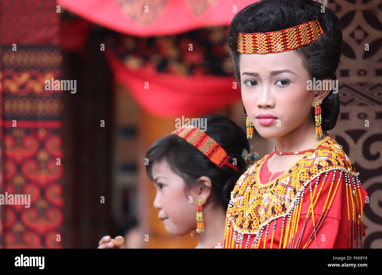 Torajan girl hi-res stock photography and images - Alamy