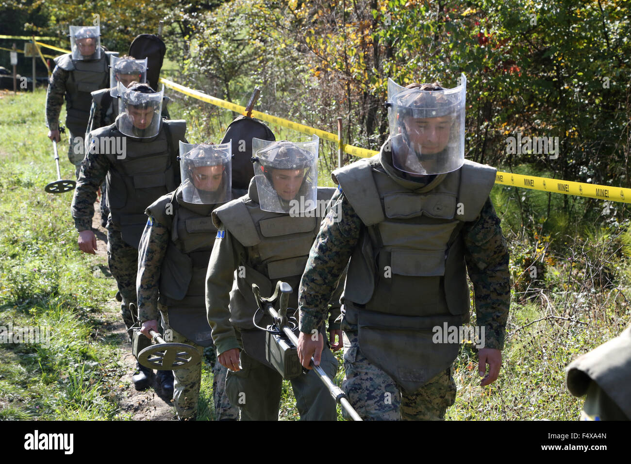 Demining work hi-res stock photography and images - Alamy