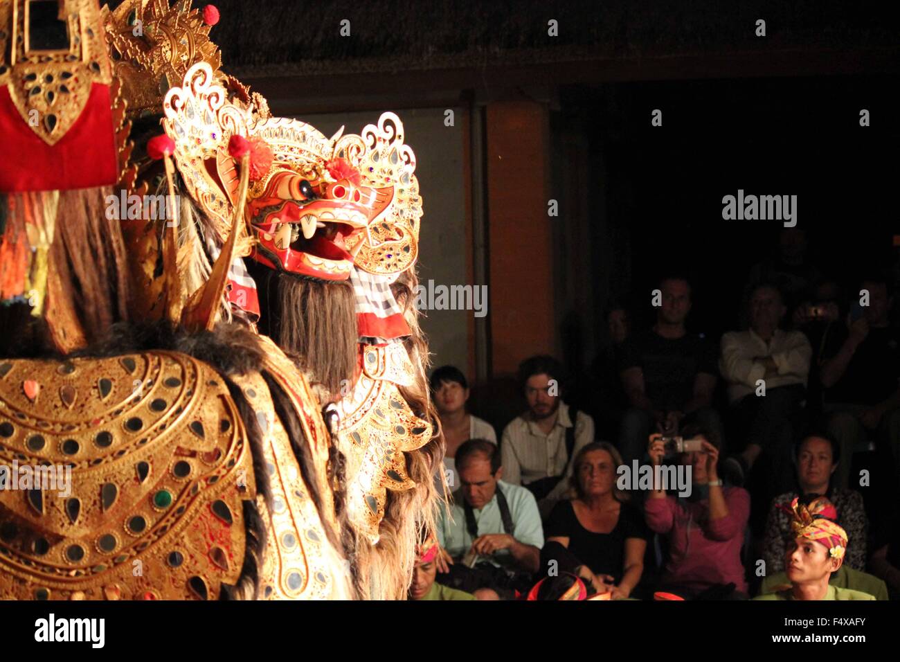 Traditional balinese dance ubud palace hi-res stock photography and ...