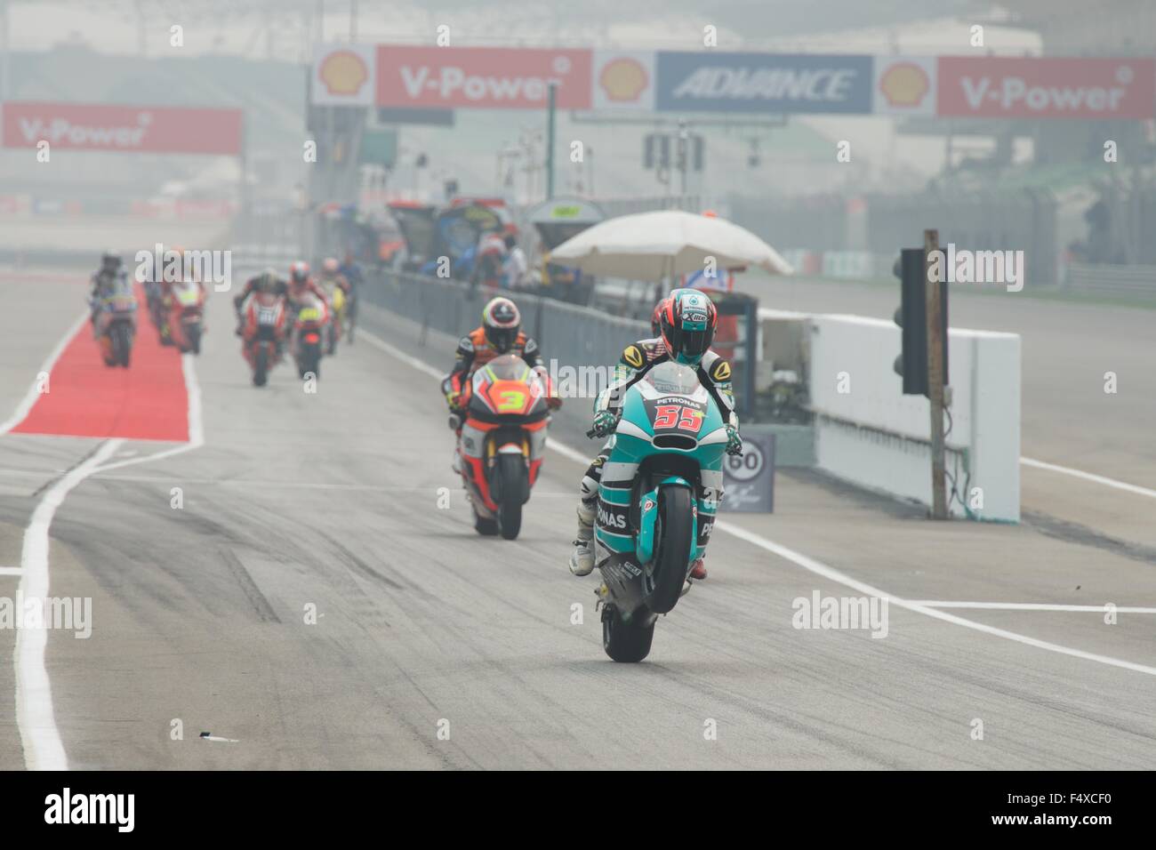 Sepang Circuit, Malaysia. 23rd Oct, 2015. Malaysian rider Hafizh ...