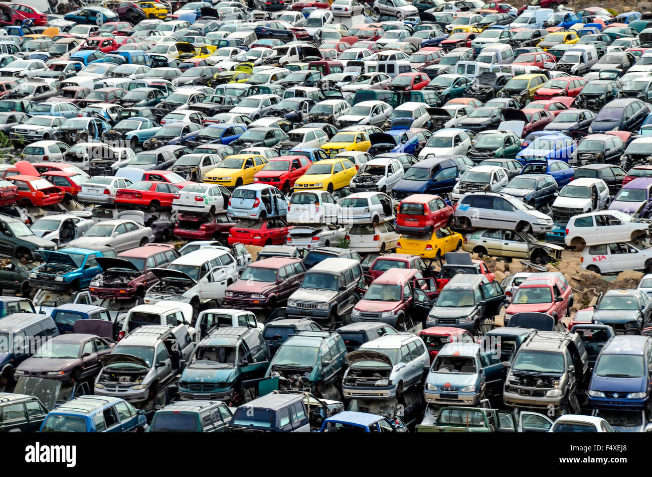 Old Junk Cars On Junkyard Stock Photo - Alamy