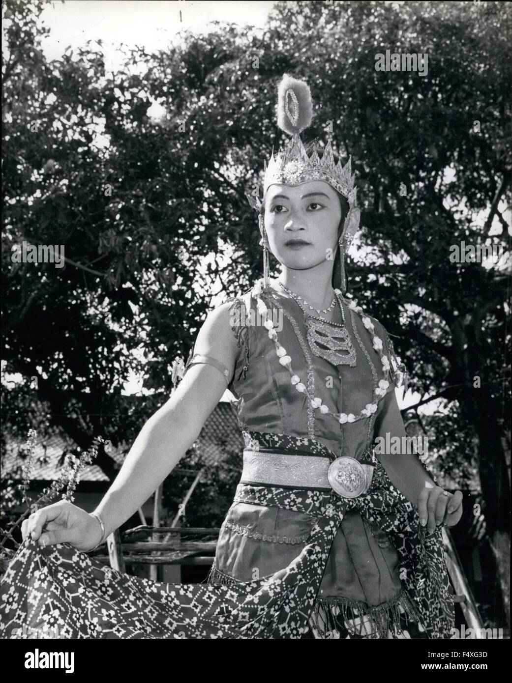 1968 - In the garden of the Royal Dancing School, Javanese Princess ...