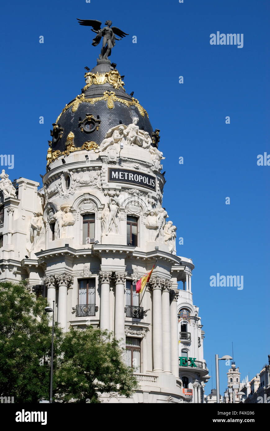 Metropolis hotel hi-res stock photography and images - Alamy