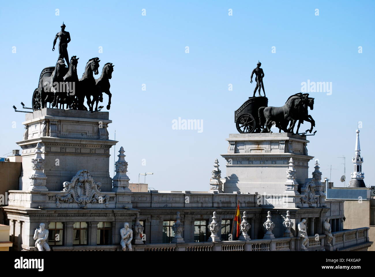 Chariot side view hi-res stock photography and images - Alamy