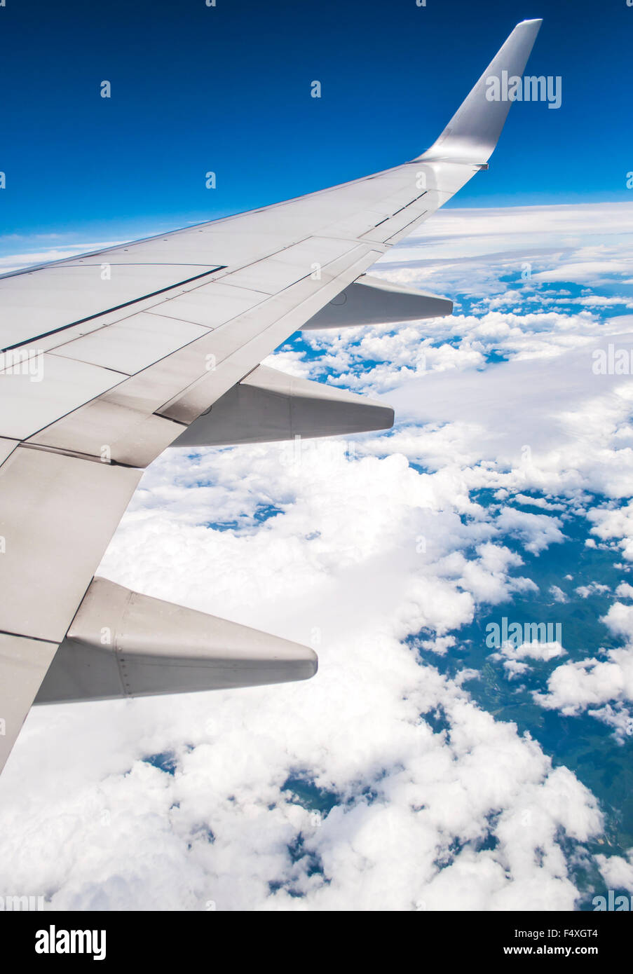 View from plane wing boeing hi-res stock photography and images - Alamy