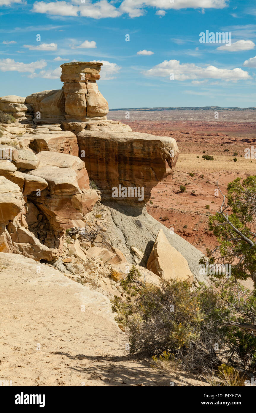 Peaceful cliff view hi-res stock photography and images - Alamy