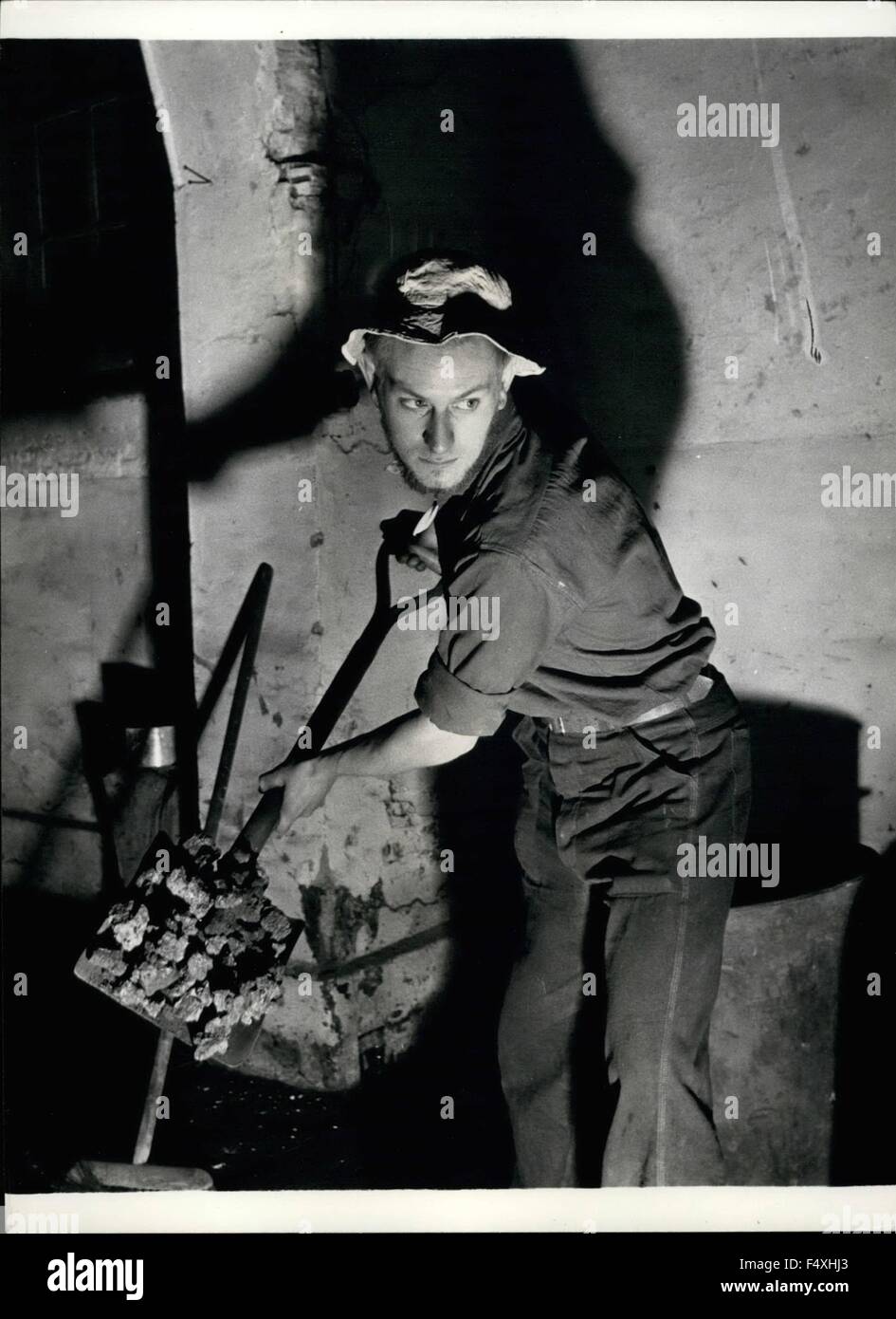 Donnington hall hi-res stock photography and images - Alamy