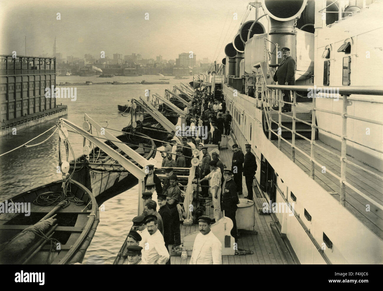 1920s ship captain hi-res stock photography and images - Alamy