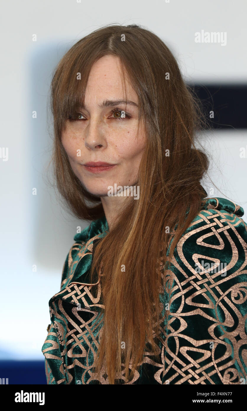Tara fitzgerald attends legend uk film premiere in london hi-res stock ...