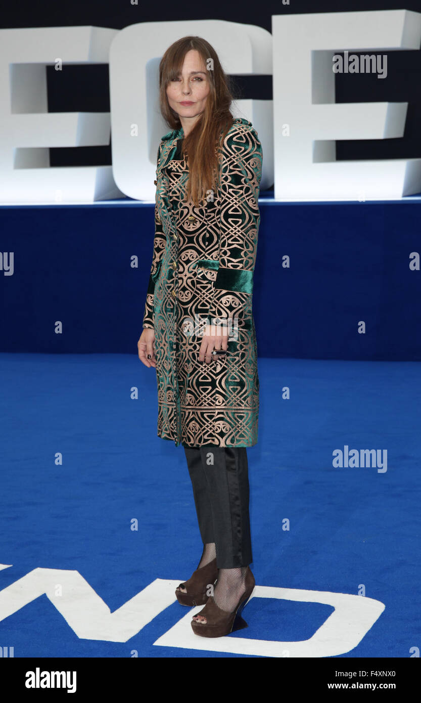 Tara fitzgerald hi-res stock photography and images - Alamy