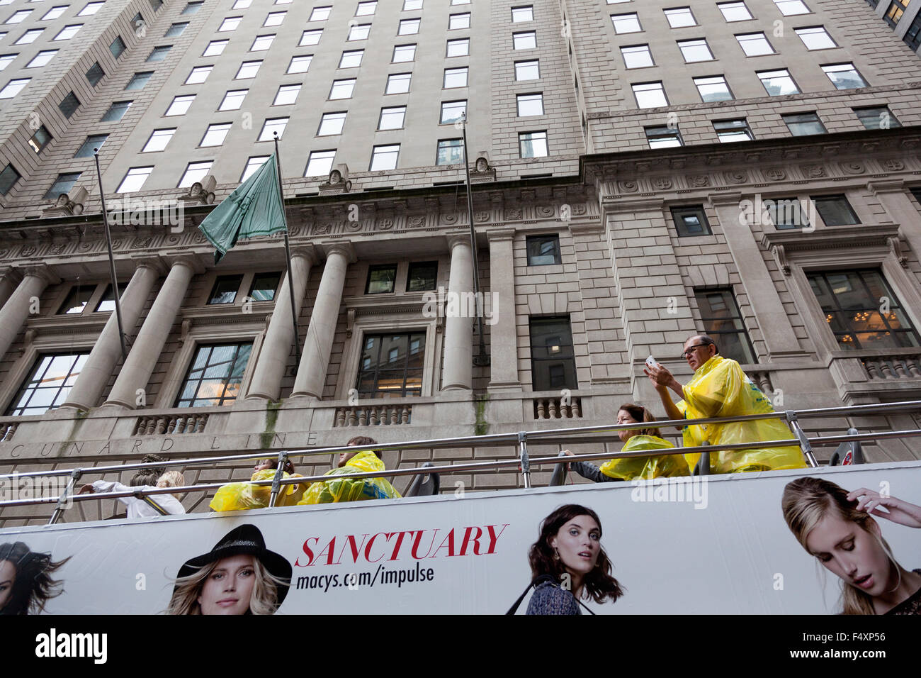 New york city bus hi-res stock photography and images - Alamy