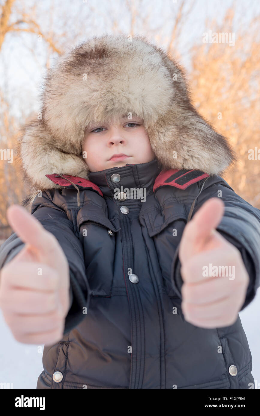 Well alone hi-res stock photography and images - Alamy