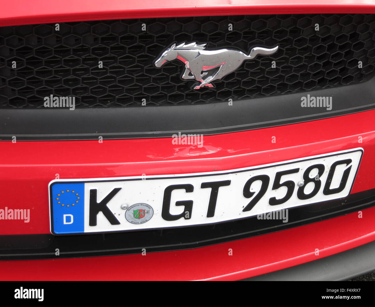 Number 5 car hi-res stock photography and images - Alamy