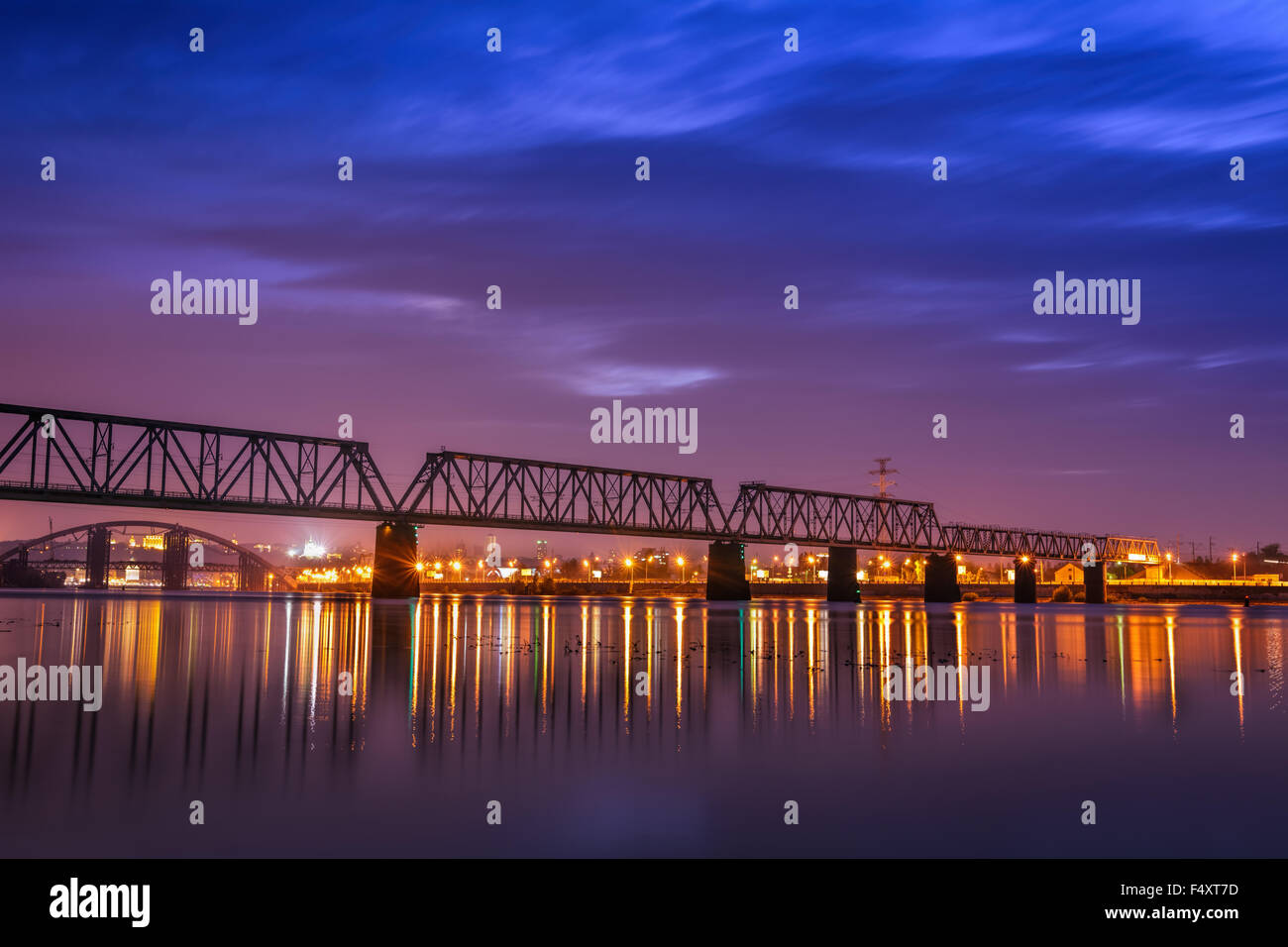 Kyiv ukraine metro bridge in hi-res stock photography and images - Alamy