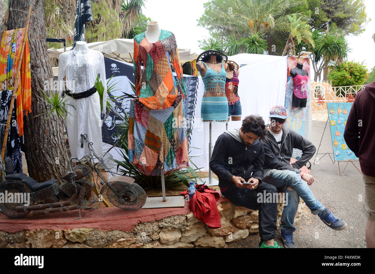 Punta Arabi, hippy market at Es Canar on Ibiza Stock Photo - Alamy