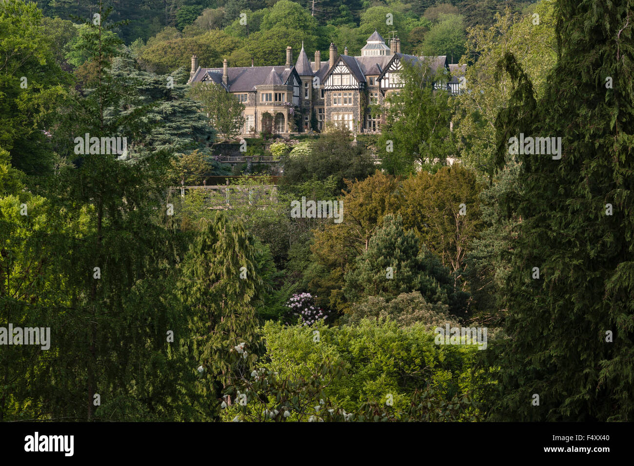 Bodnant Gardens Gardens High Resolution Stock Photography and Images ...