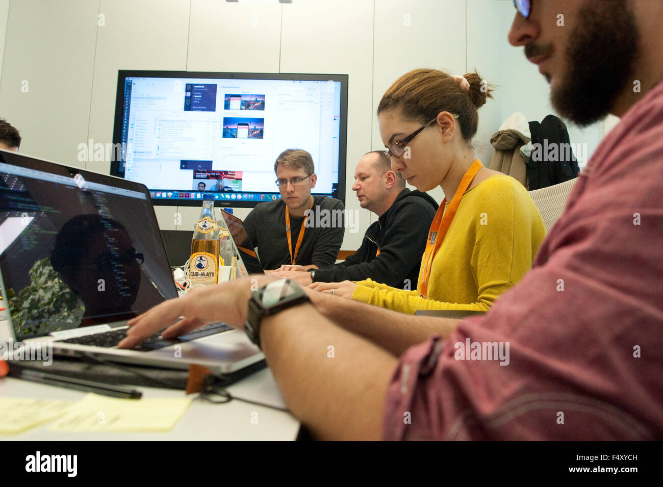 English name in arabic hi-res stock photography and images - Alamy