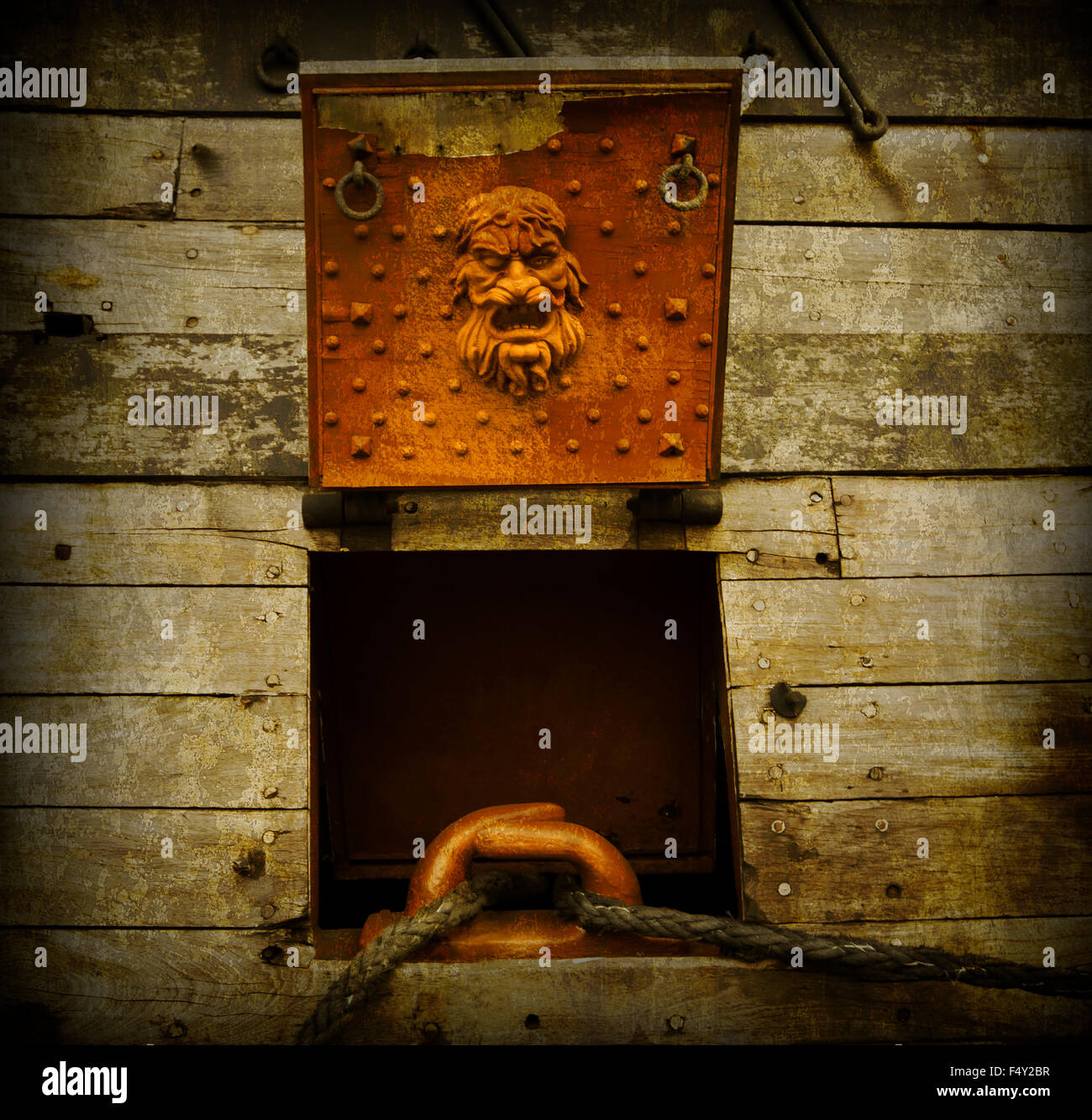 Wooden Hatch Stock Photos & Wooden Hatch Stock Images - Alamy