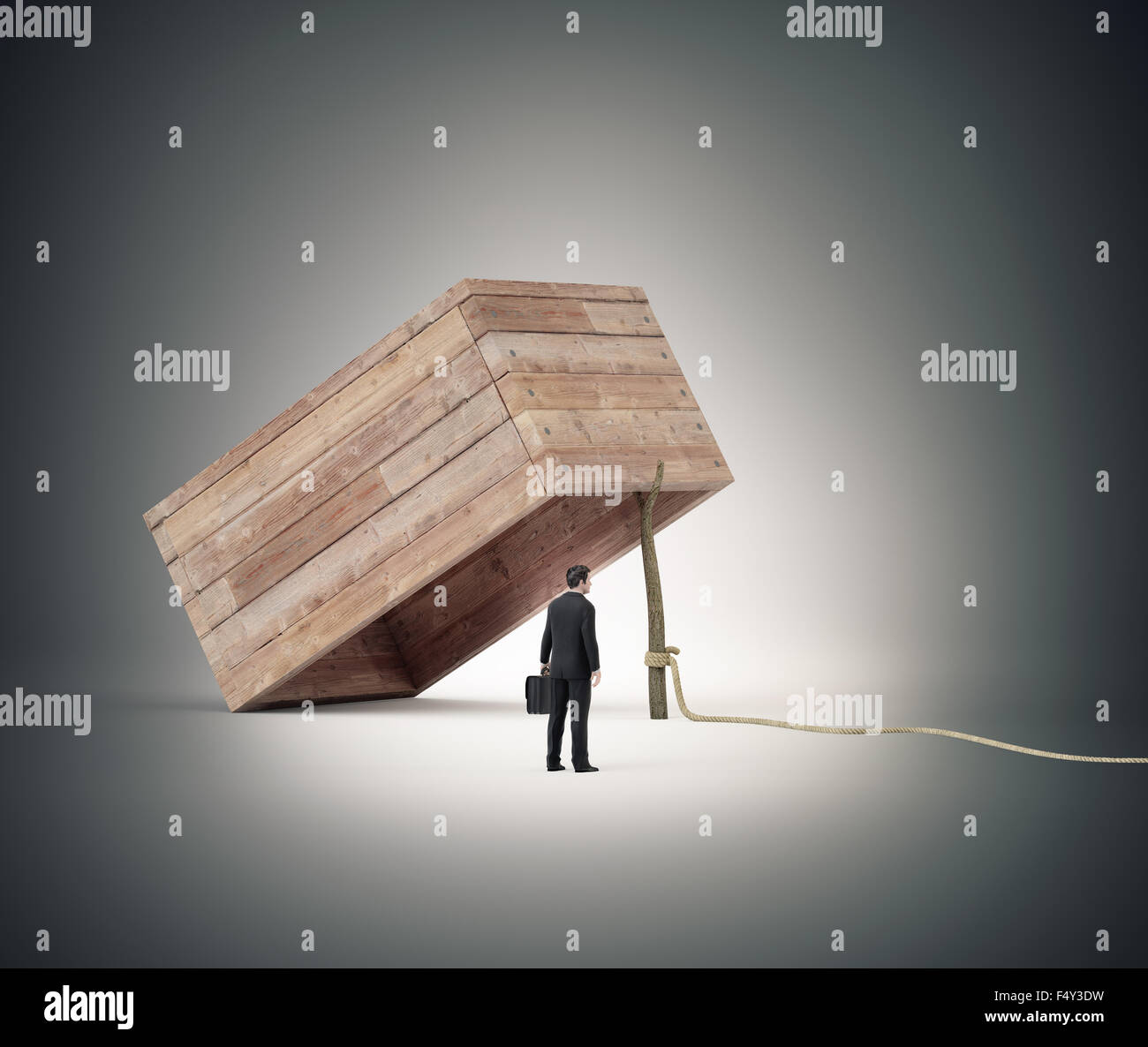 Box trap hi-res stock photography and images - Alamy