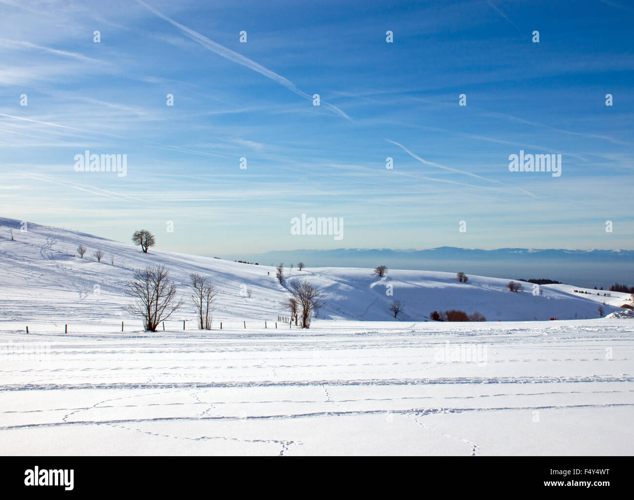 Winter snow mountains landscape hi-res stock photography and images - Alamy