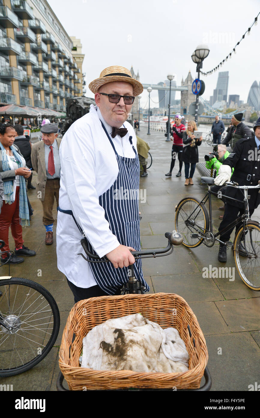 Veteran Cycle Club 60th anniversary bike ride from Herne Hill Velodrome ...