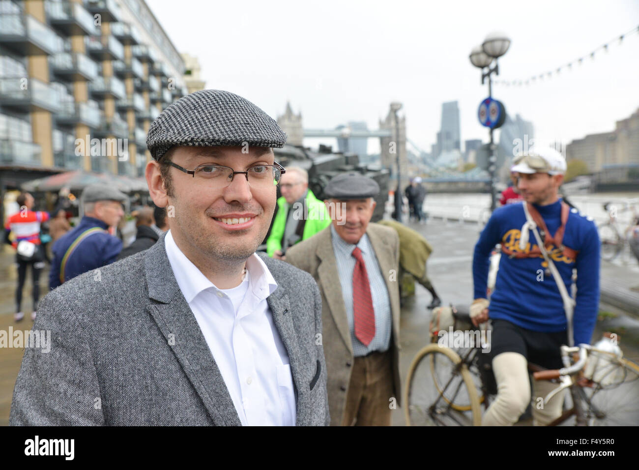 Veteran Cycle Club 60th anniversary bike ride from Herne Hill Velodrome ...