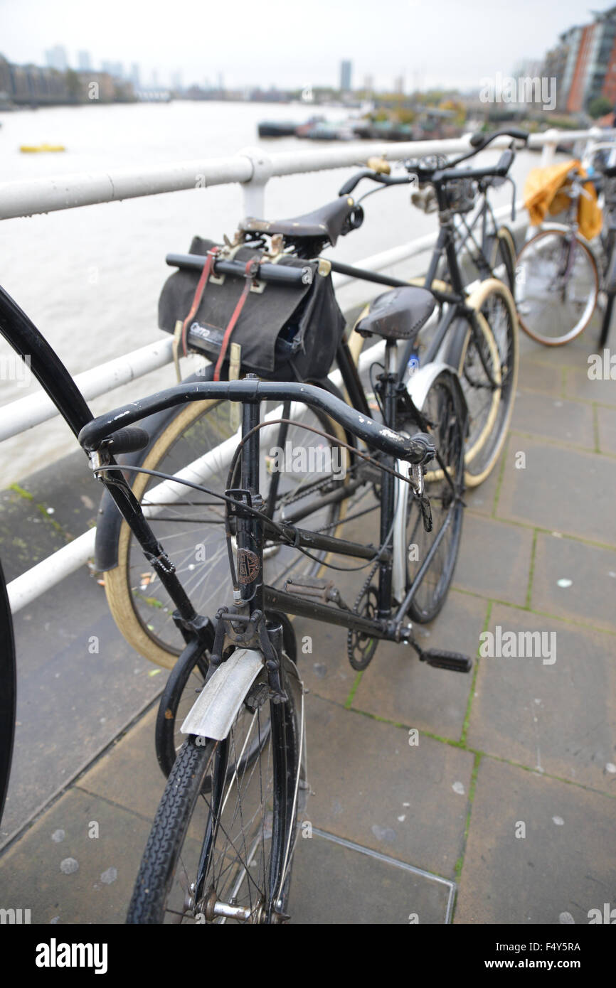 Veteran Cycle Club 60th anniversary bike ride from Herne Hill Velodrome ...
