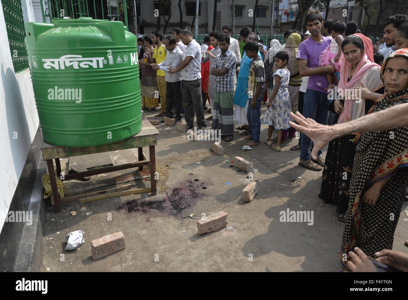 Peoples gathered at bomd blast spot in Old Dhaka’s Hossaini Dalan area ...