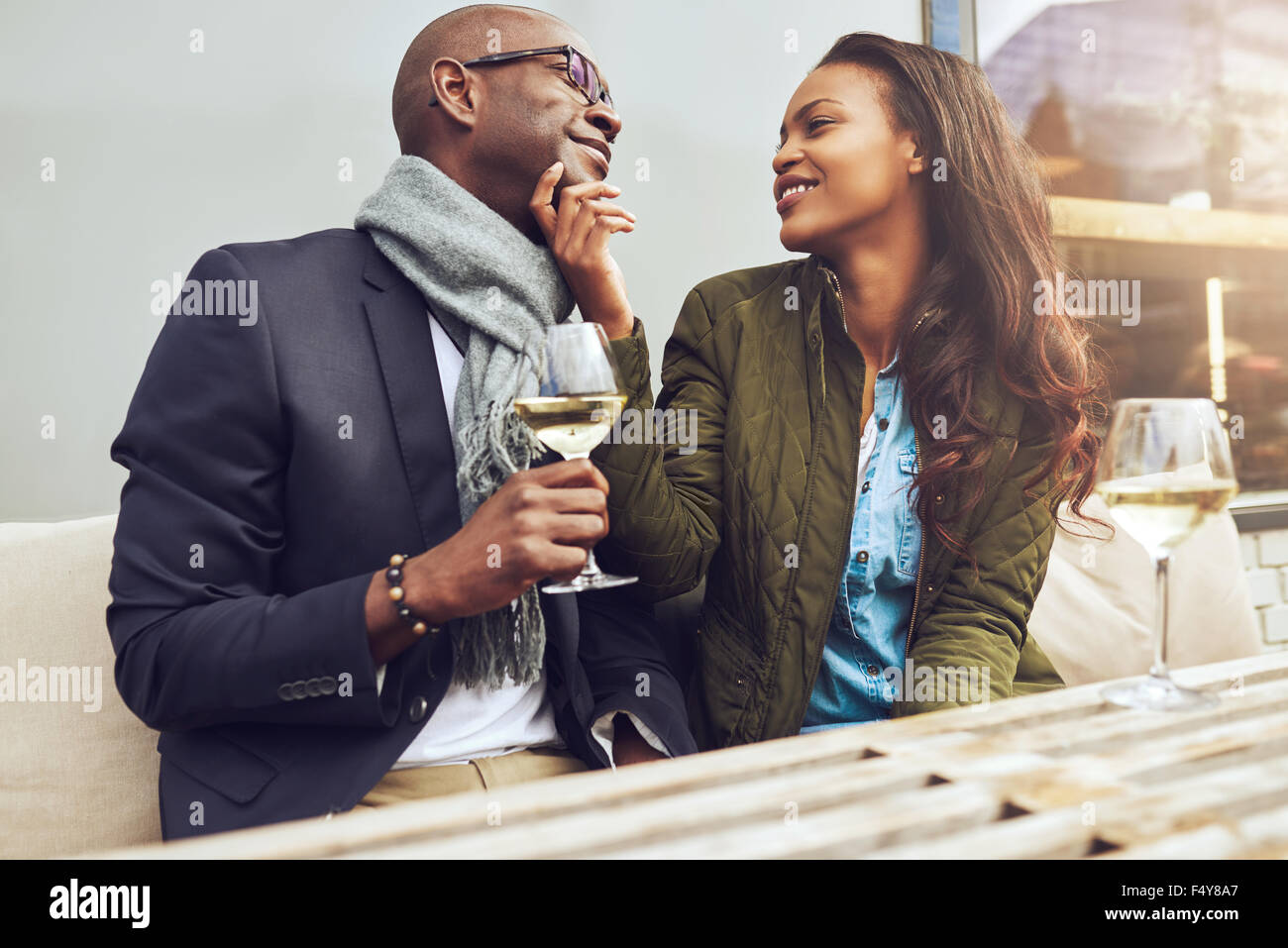 Couple flirting table hi-res stock photography and images - Alamy