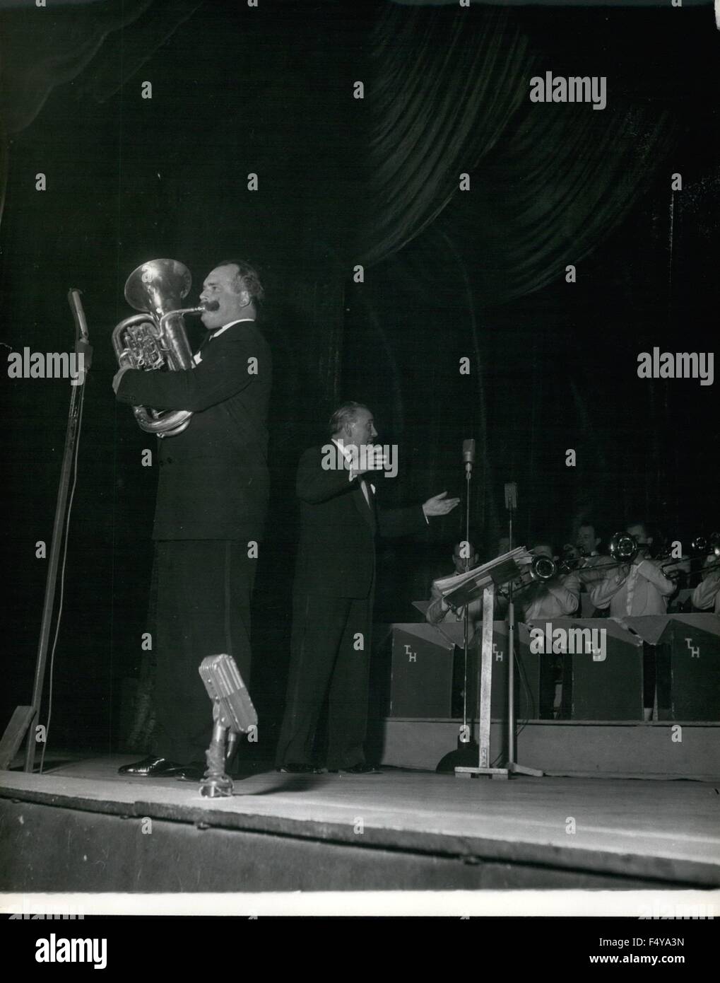 1968 - Jimmy Edwards Plays For The Hmath During His Booth Performance ...