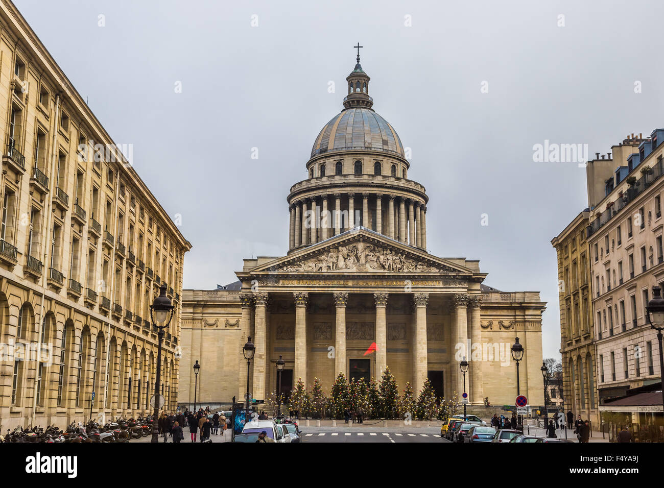 Place du pantheon hi-res stock photography and images - Alamy