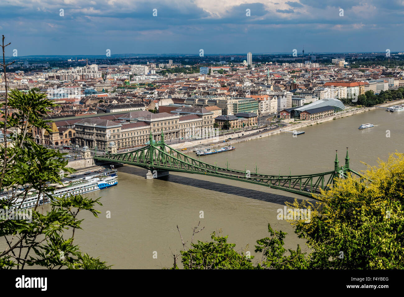 Liberty Bridge was built between 1894 and 1896 to the plans of Janos ...