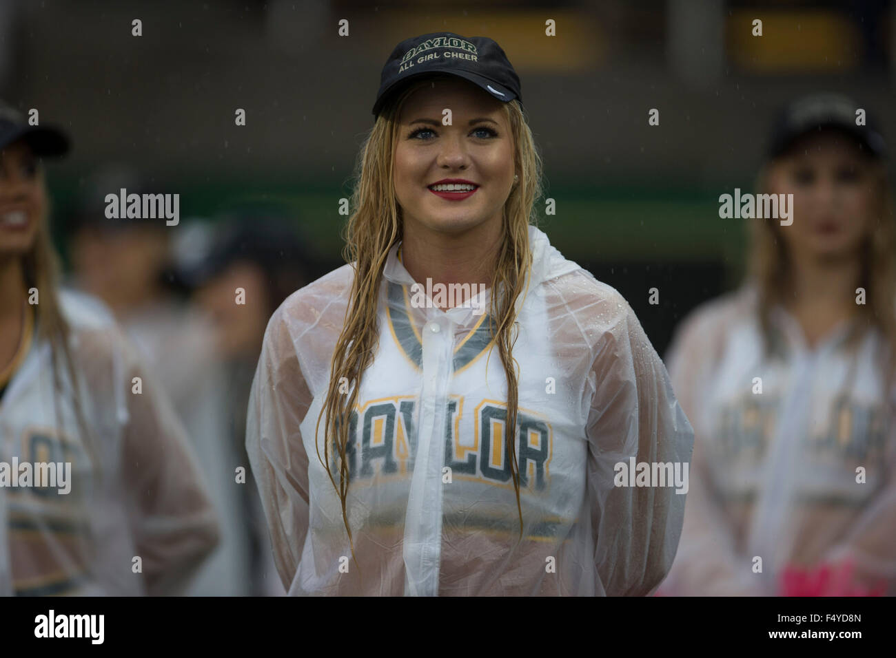 Cheer squad member hi-res stock photography and images - Alamy