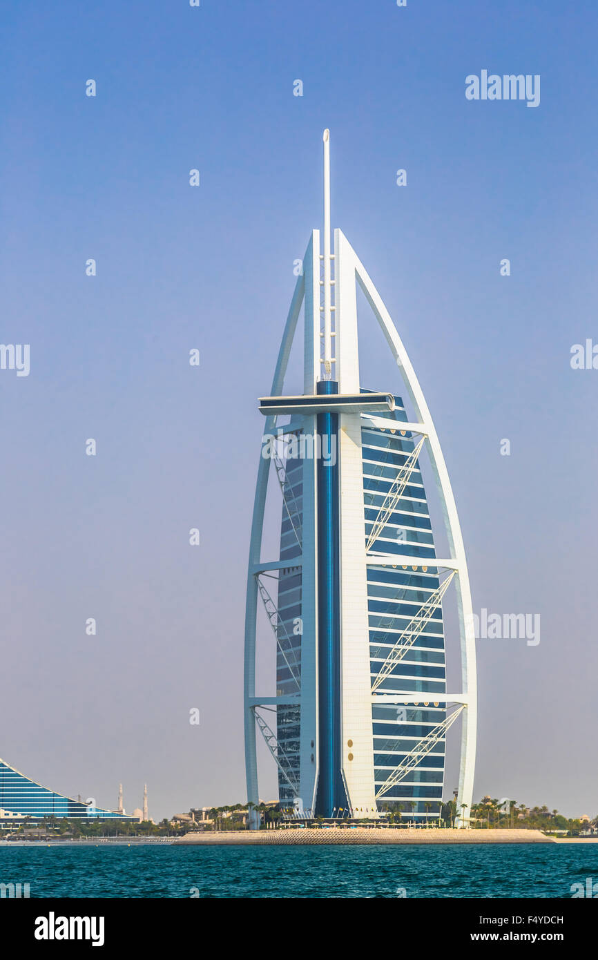 DUBAI, UAE - NOVEMBER 14 :The world's first seven stars luxury hotel ...