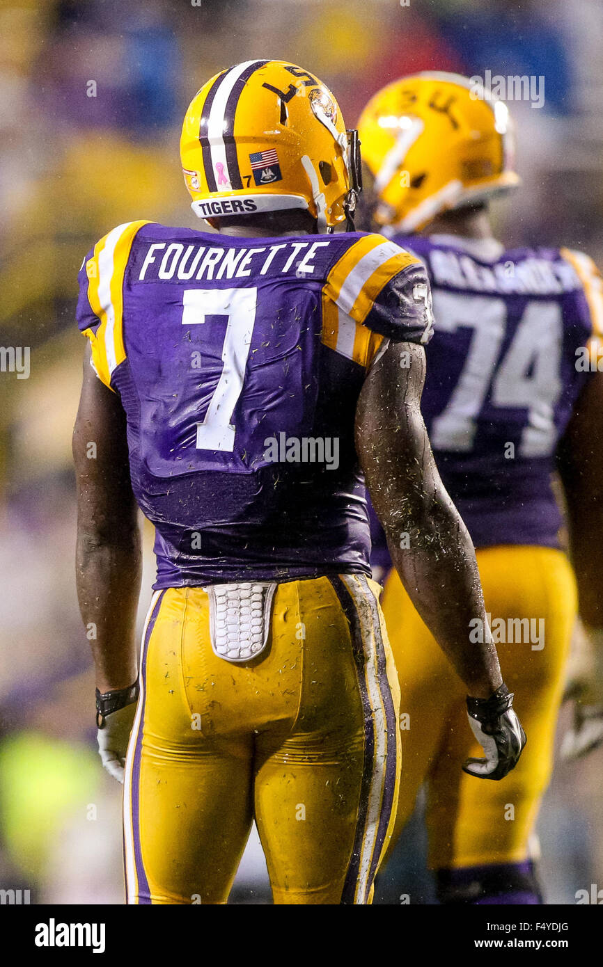 October 24, 2015: LSU Tigers running back Leonard Fournette (7) is ...