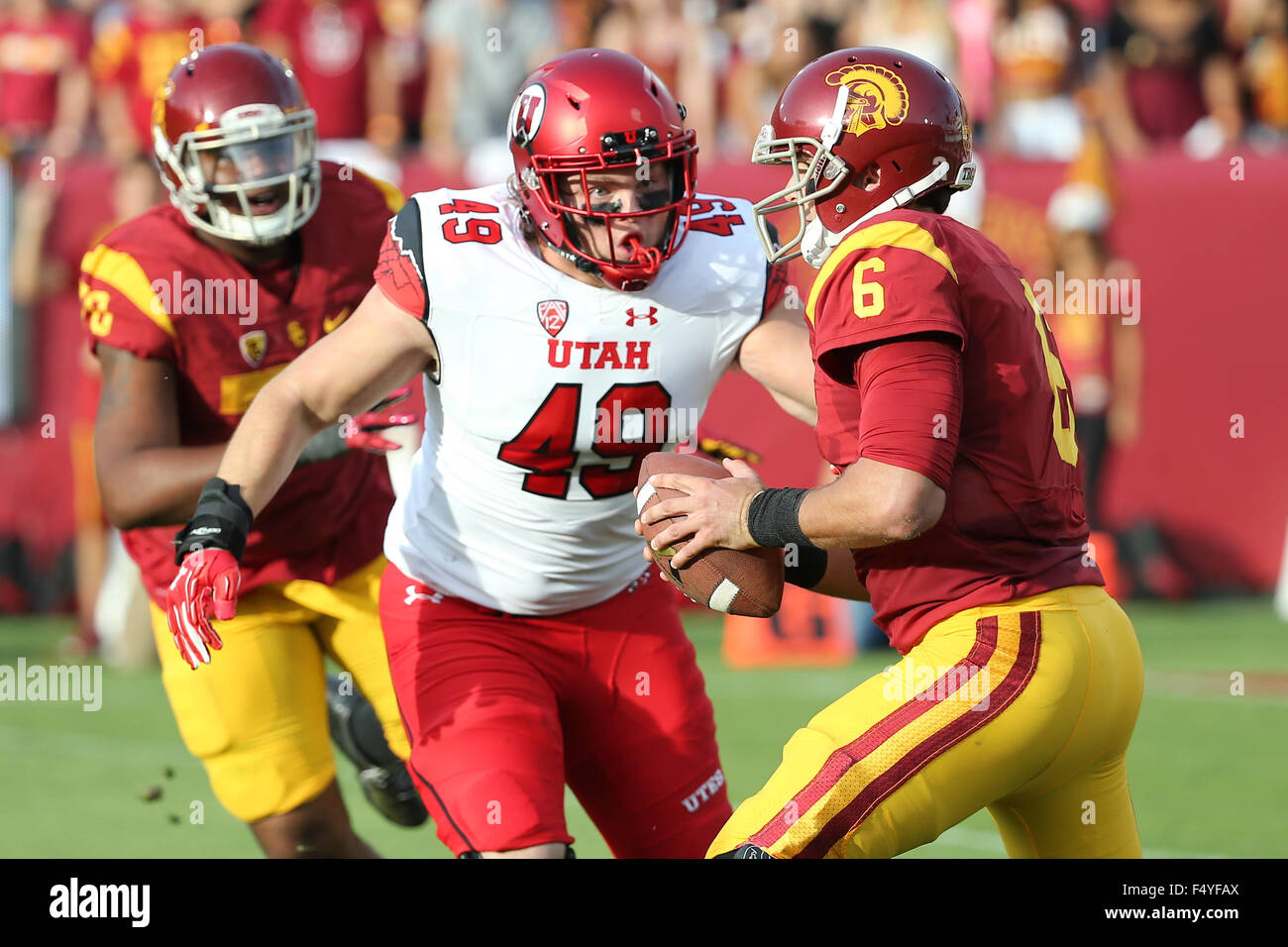 Los Angeles, CA, USA. 24th Oct, 2015. October 24, 2015: quarterback ...