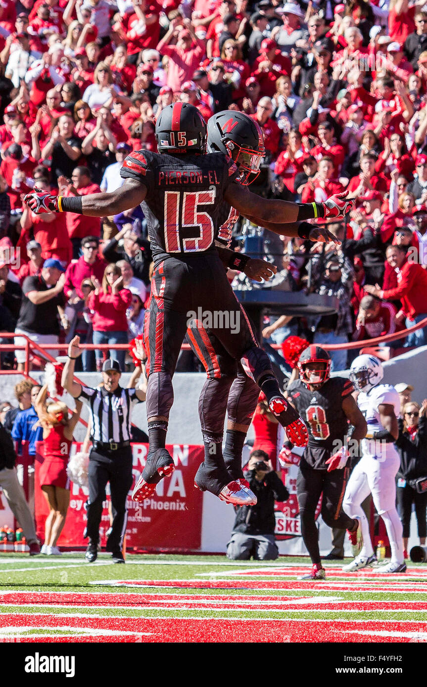 Lincoln, NE. USA. 24th Oct, 2015. Nebraska Cornhuskers quarterback ...