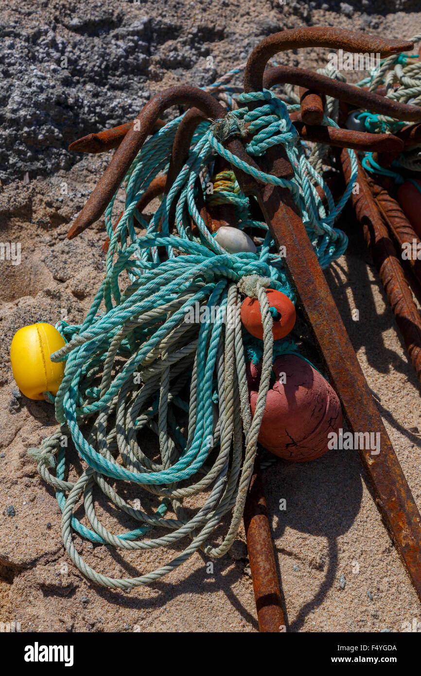 Anchor line hi-res stock photography and images - Alamy