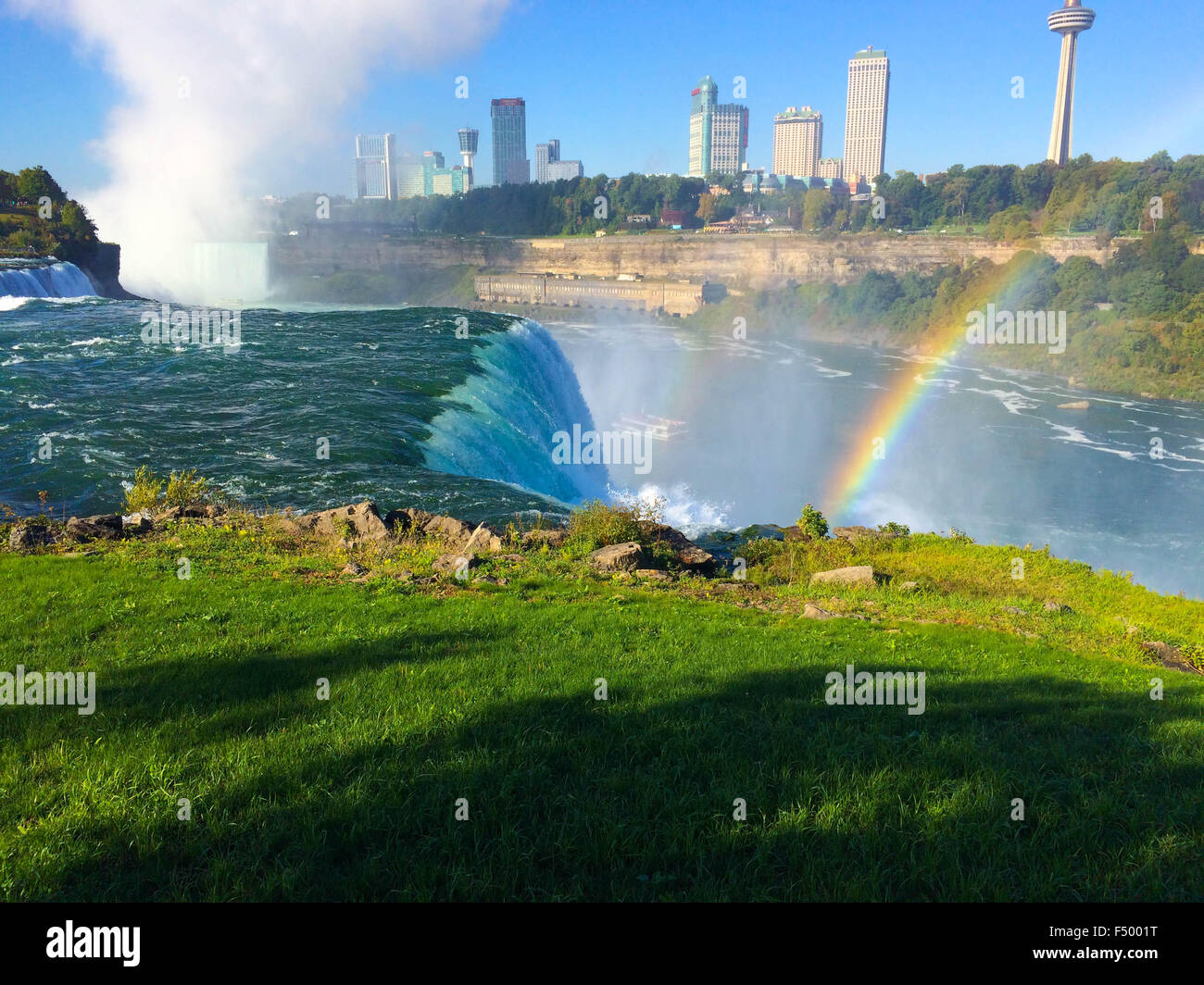 Niagara falls rainbow Stock Photo - Alamy