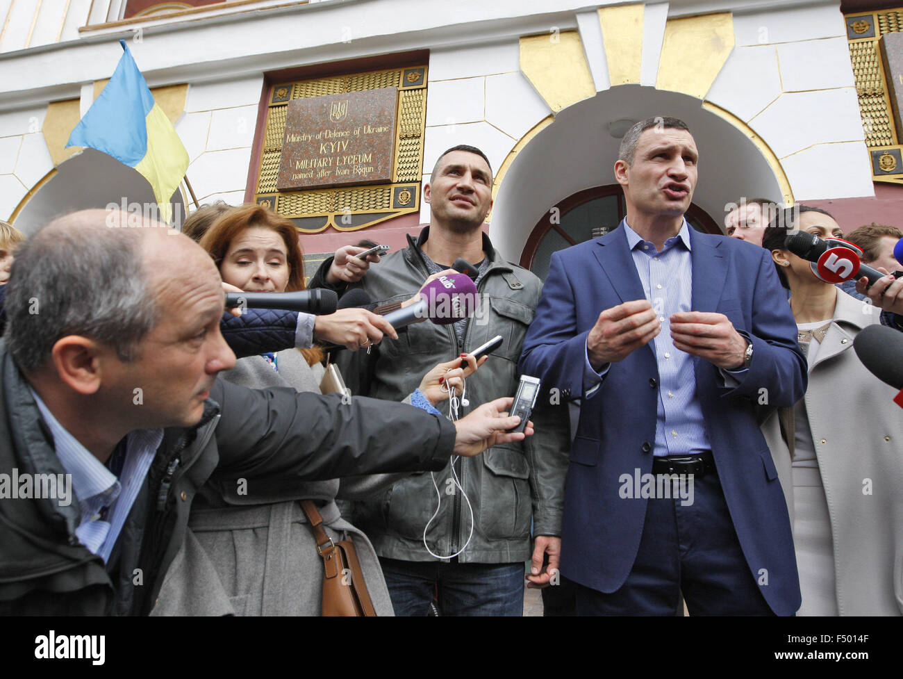 Oct. 25, 2015 - Kiev, Ukraine - Kyiv Mayor and former heavyweight boxer ...