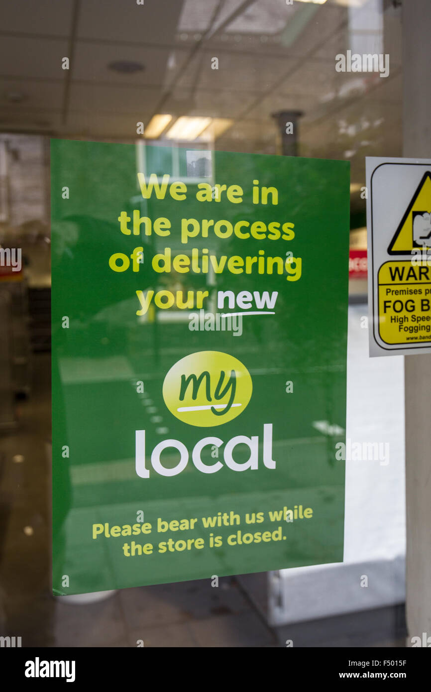 Morrisons staff hi-res stock photography and images - Alamy