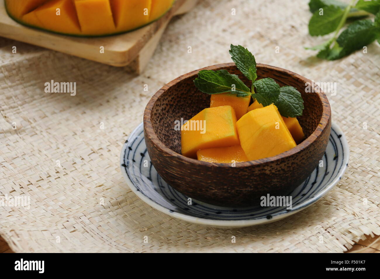 Mango cubes plate hi-res stock photography and images - Alamy
