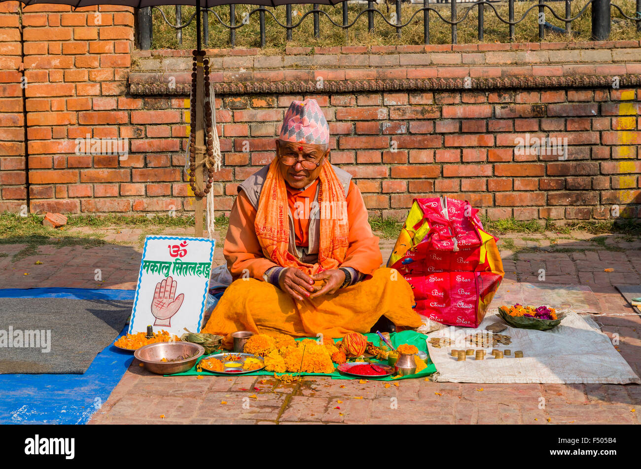 Palmist hi-res stock photography and images - Alamy