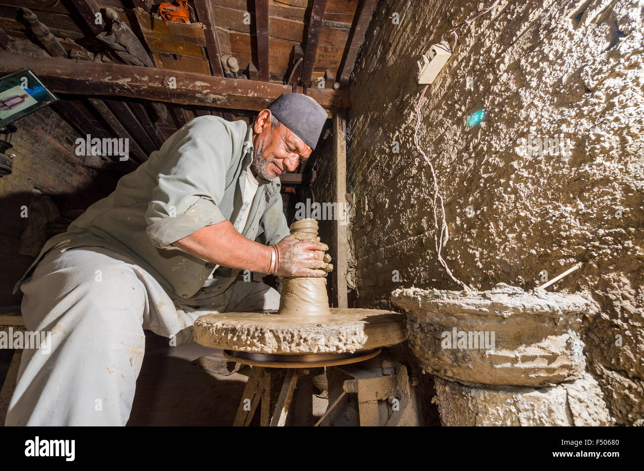Pottery making industry hi-res stock photography and images - Alamy